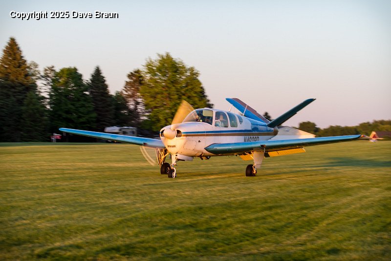 Photos D4835/Flights and Pictures/Other Flights/Chip in flight by Dave ...