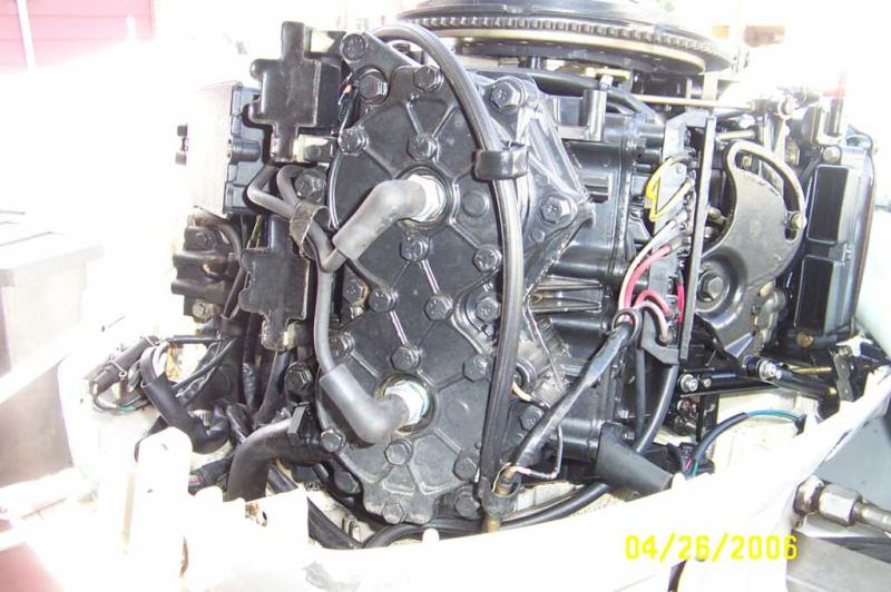 Johnson 90hp 1990/Removal and Undressing/Engine before teardown